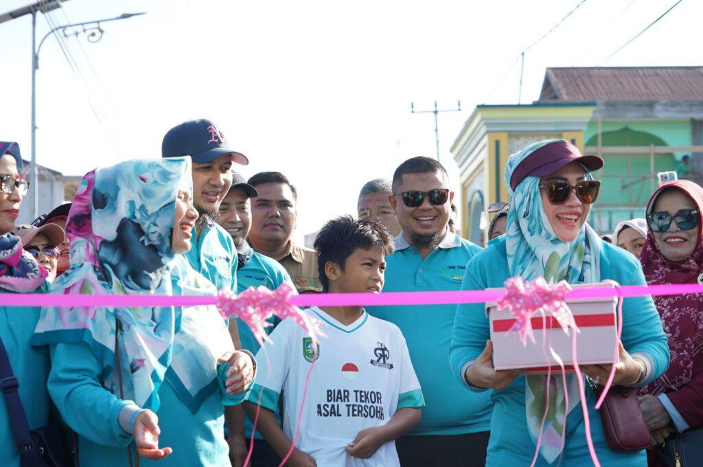 Program unggulan Bupati Kasmarni : SEHARI BOGA diKelurahan Duri Timur ...