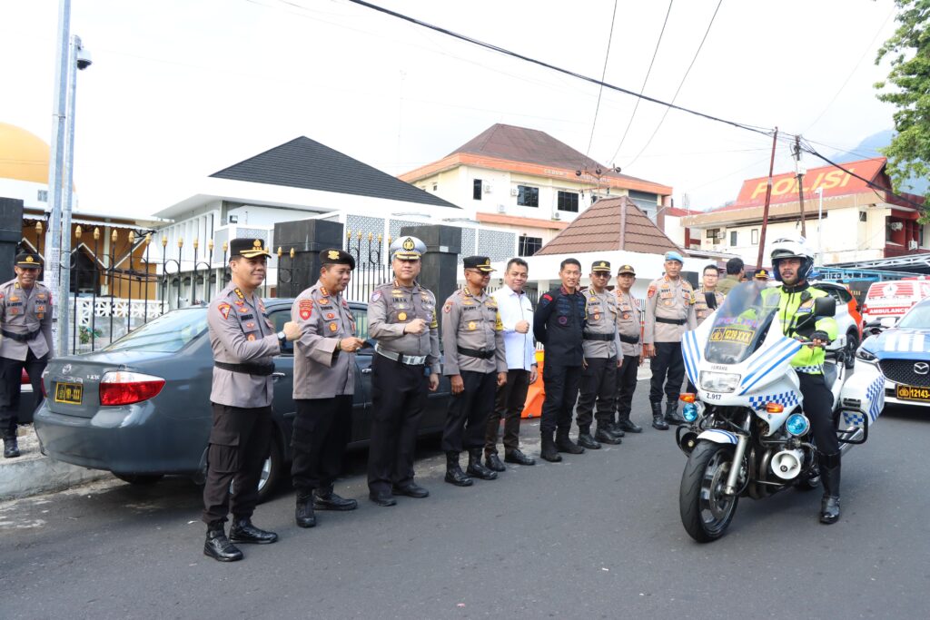 Polda Malut Gelar Apel Kesiapan Pengamanan Pelantikan Presiden dan Wakil Presiden 2024-2029 ...